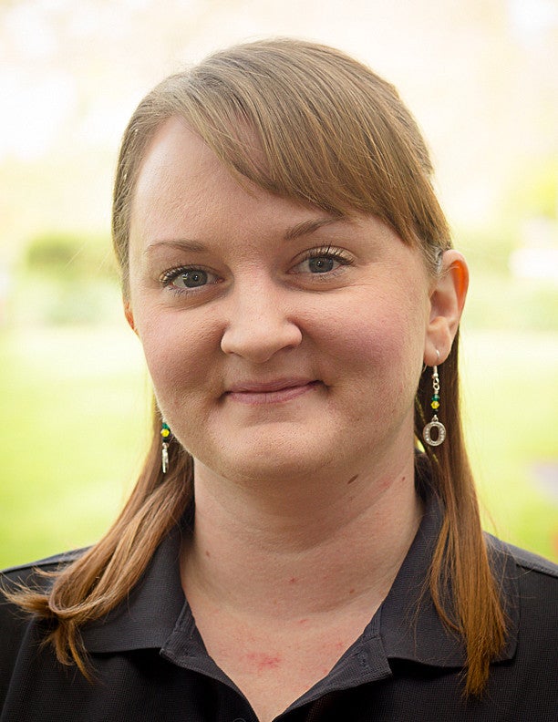 Holly Stutz | UO Purchasing and Contracting Services